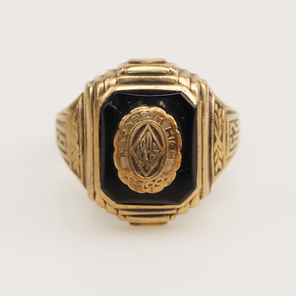 10kt Gold Black Stone Class Ring | Property Room