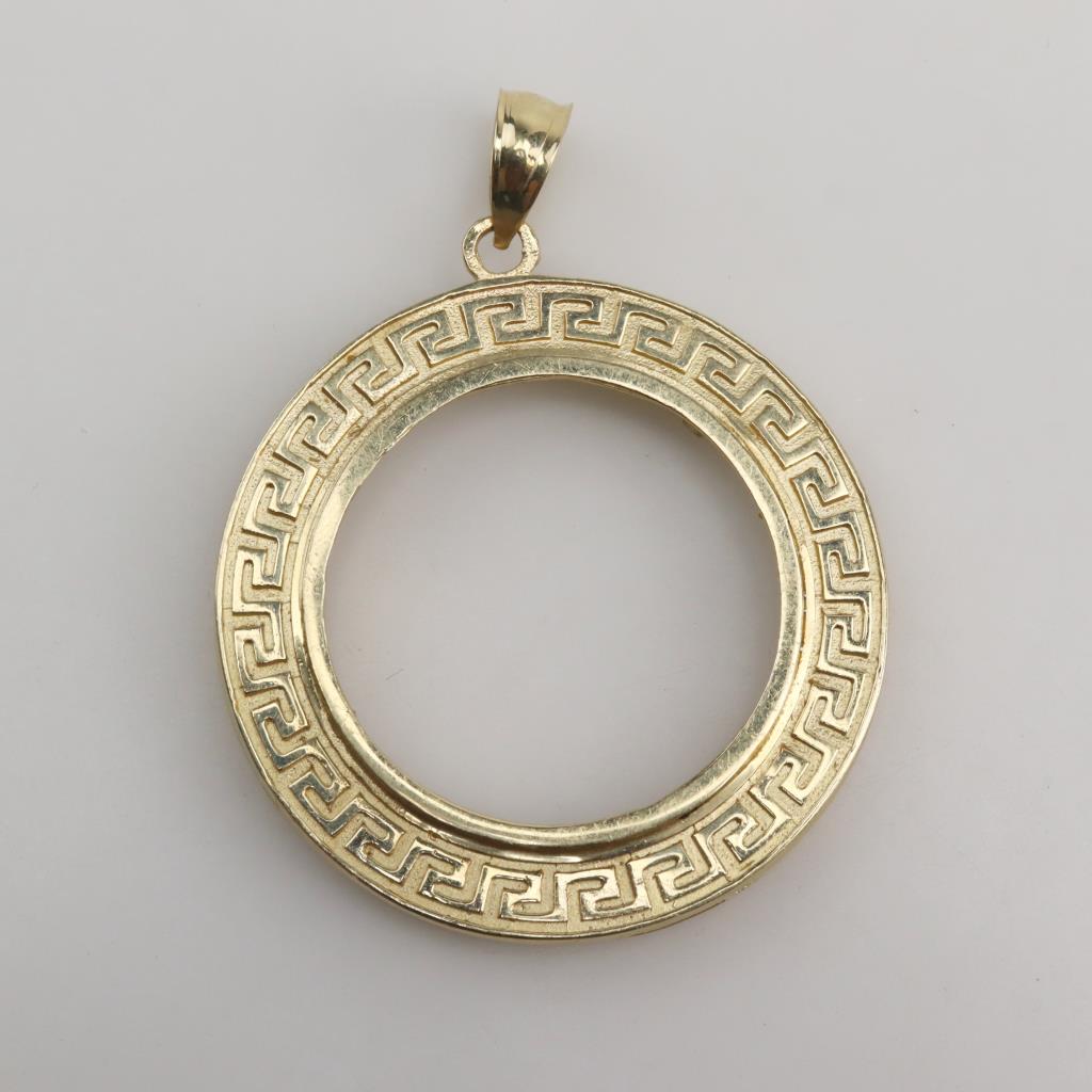 10kt Gold Circle Coin Holder Pendant | Property Room