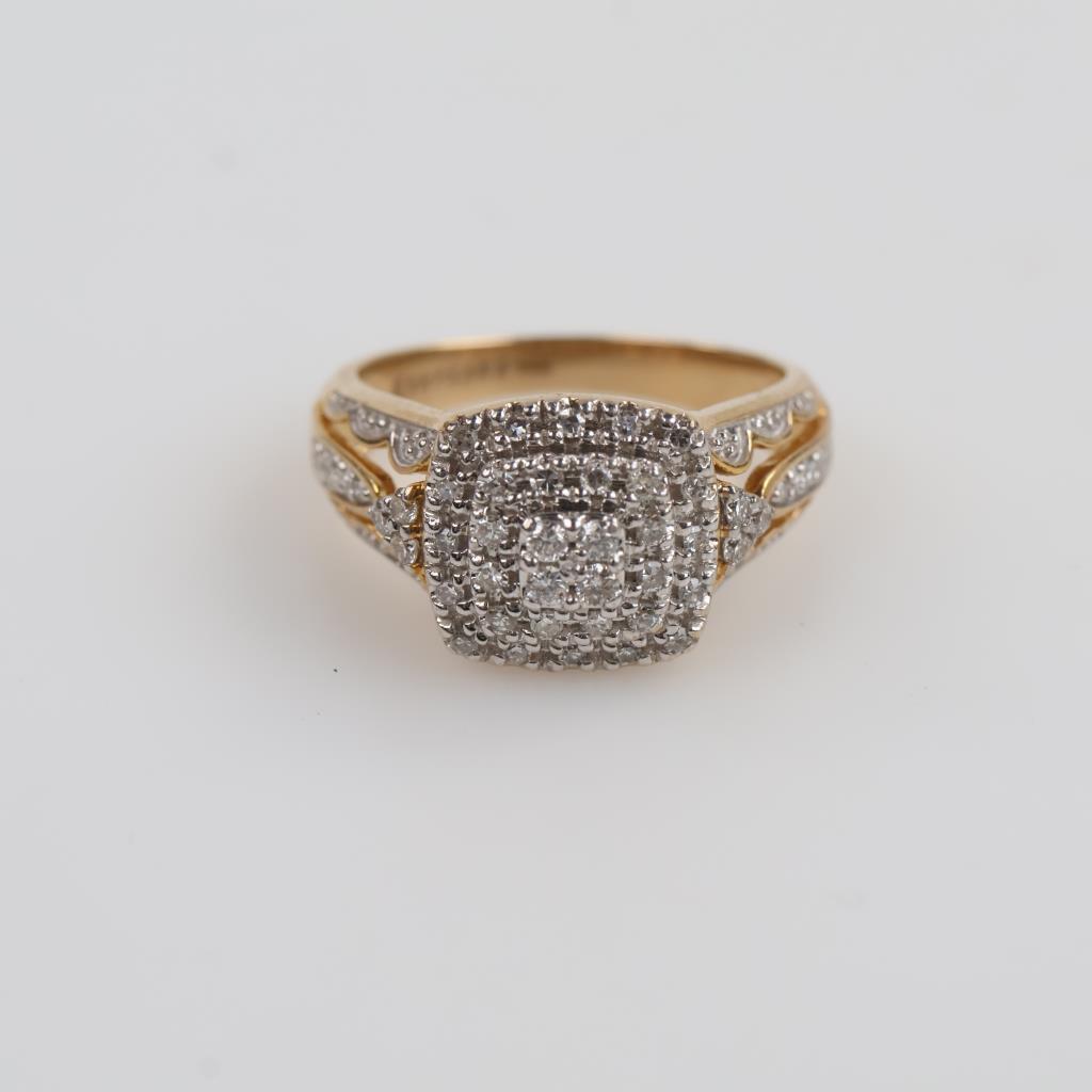 10kt Gold Diamond Accent Ring | Property Room