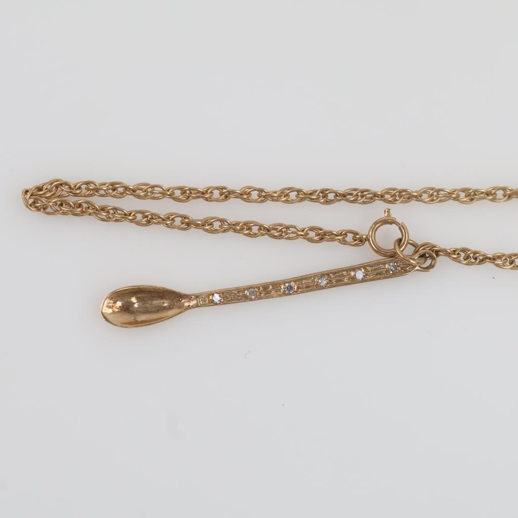 10kt Gold Diamond Accented Spoon Pendant Bracelet | Property Room