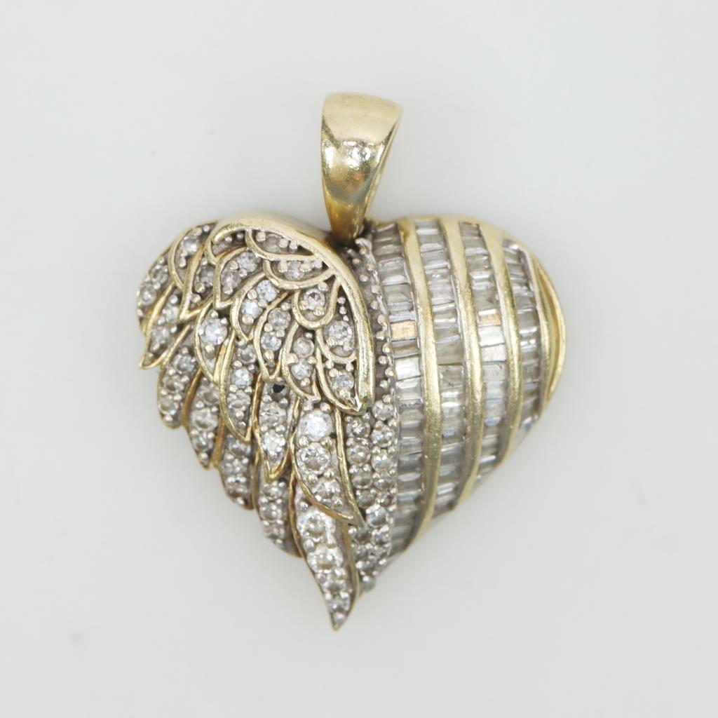 10kt Gold Diamond Angel Heart Pendant | Property Room