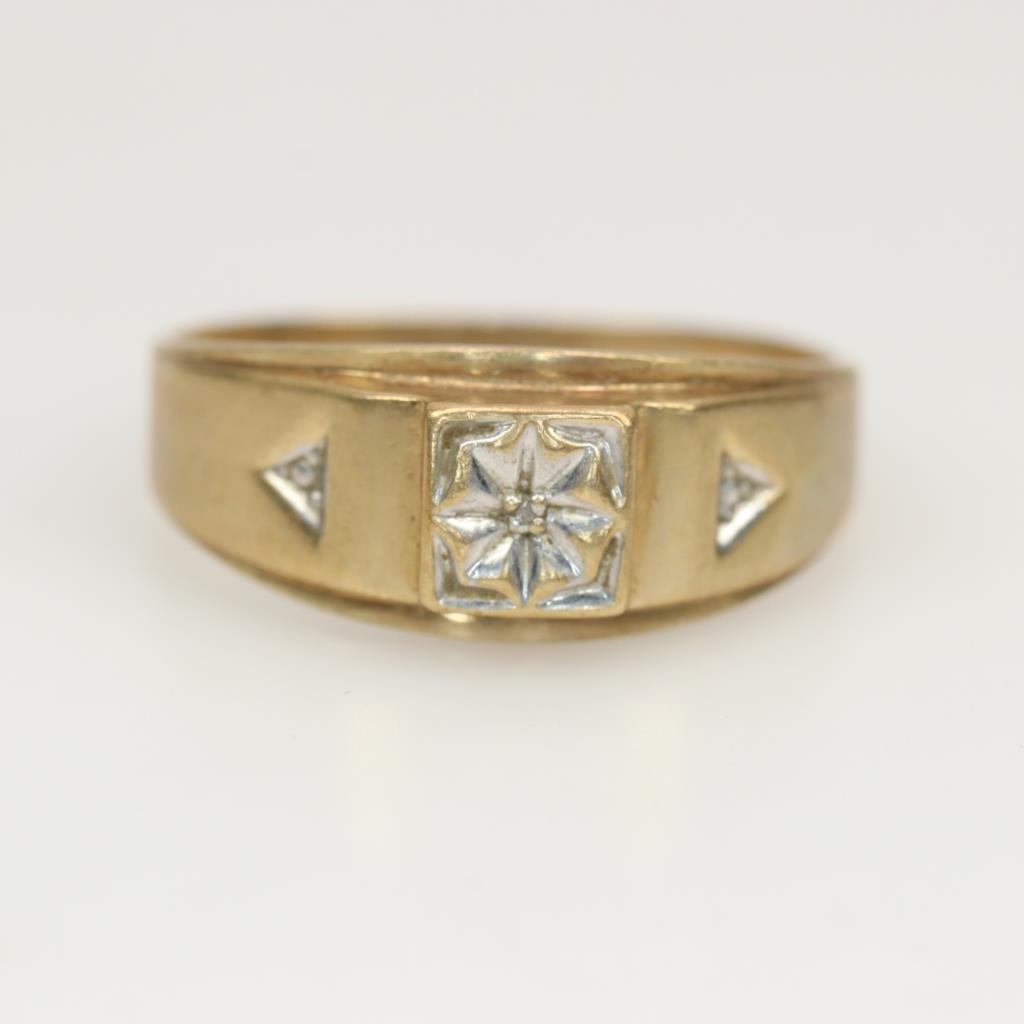 10kt Gold Diamond Ring | Property Room