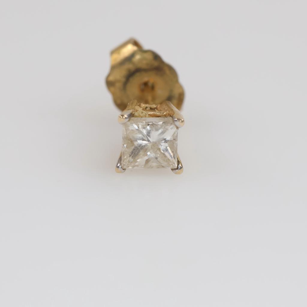 10kt Gold Diamond Single Stud Earring | Property Room