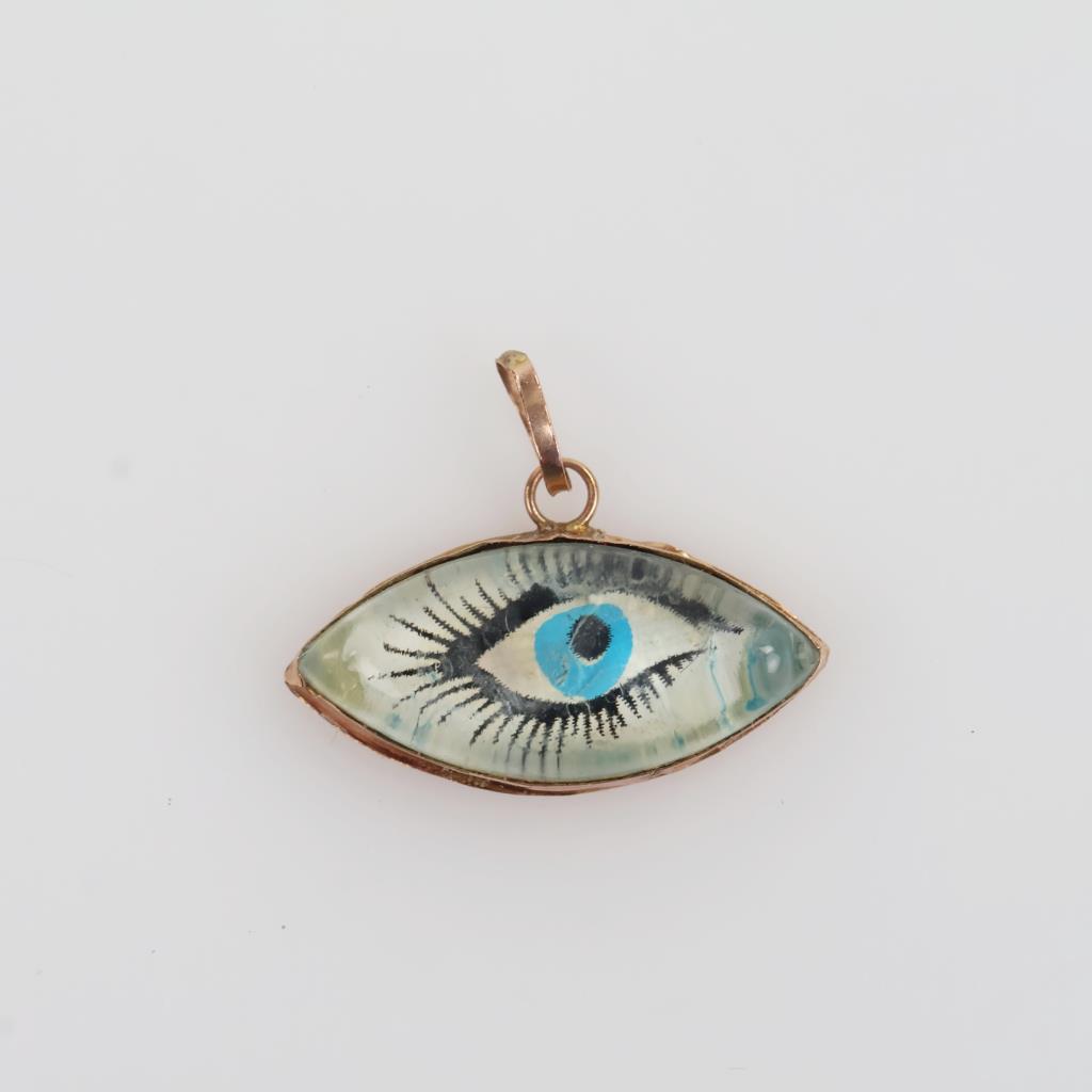 10kt Gold Eye Pendant | Property Room