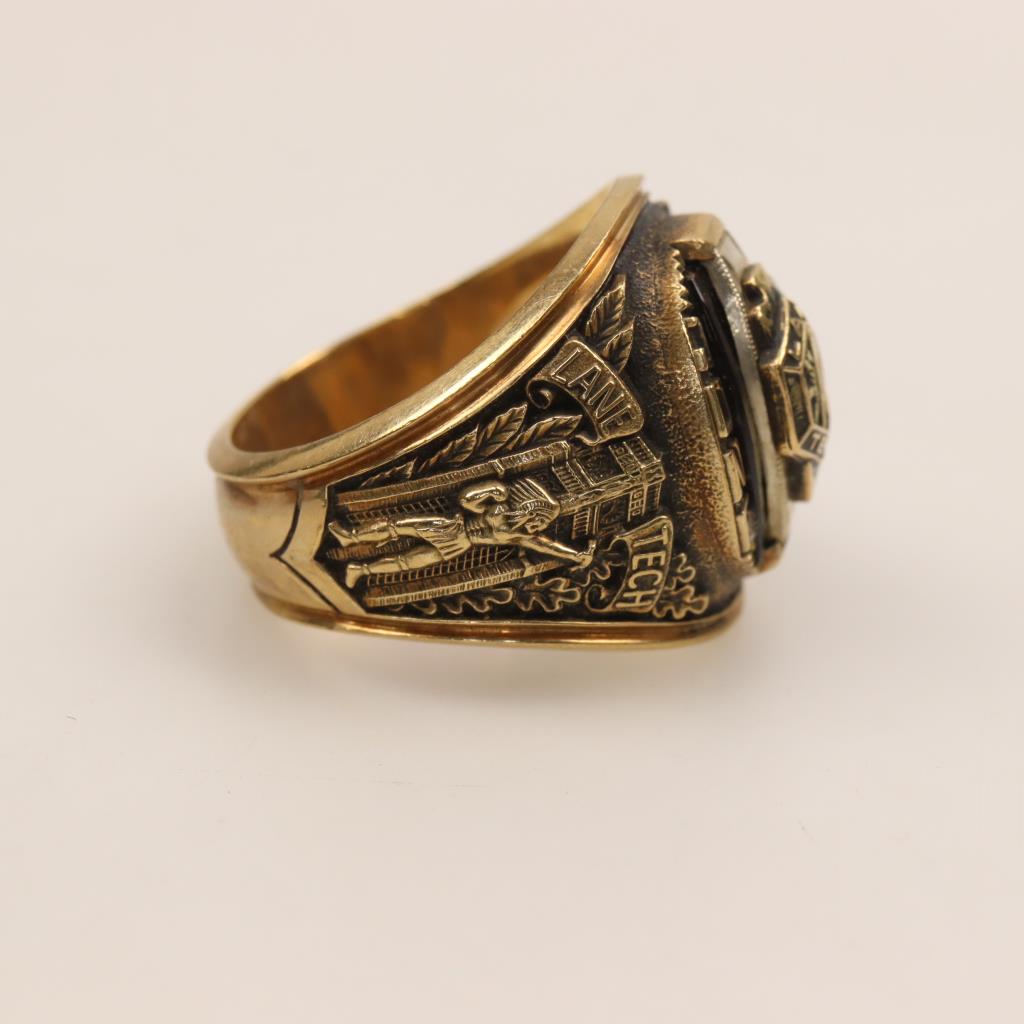 10kt Gold Green Stone Class Ring | Property Room