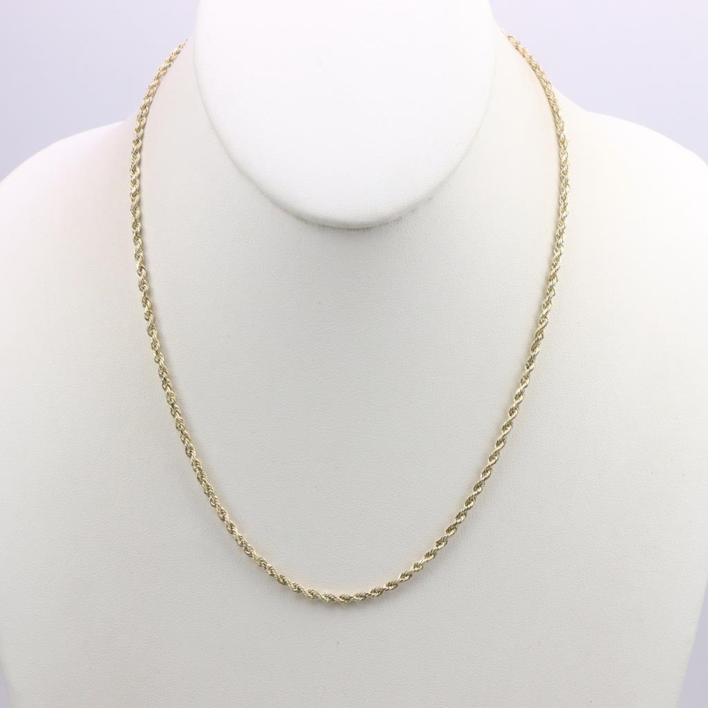 10kt Gold Hollow Rope Chain Necklace | Property Room
