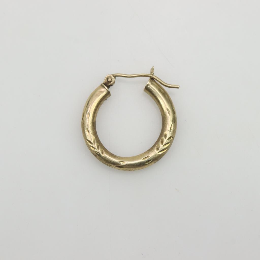 10kt Gold Hoop Single Earring | Property Room