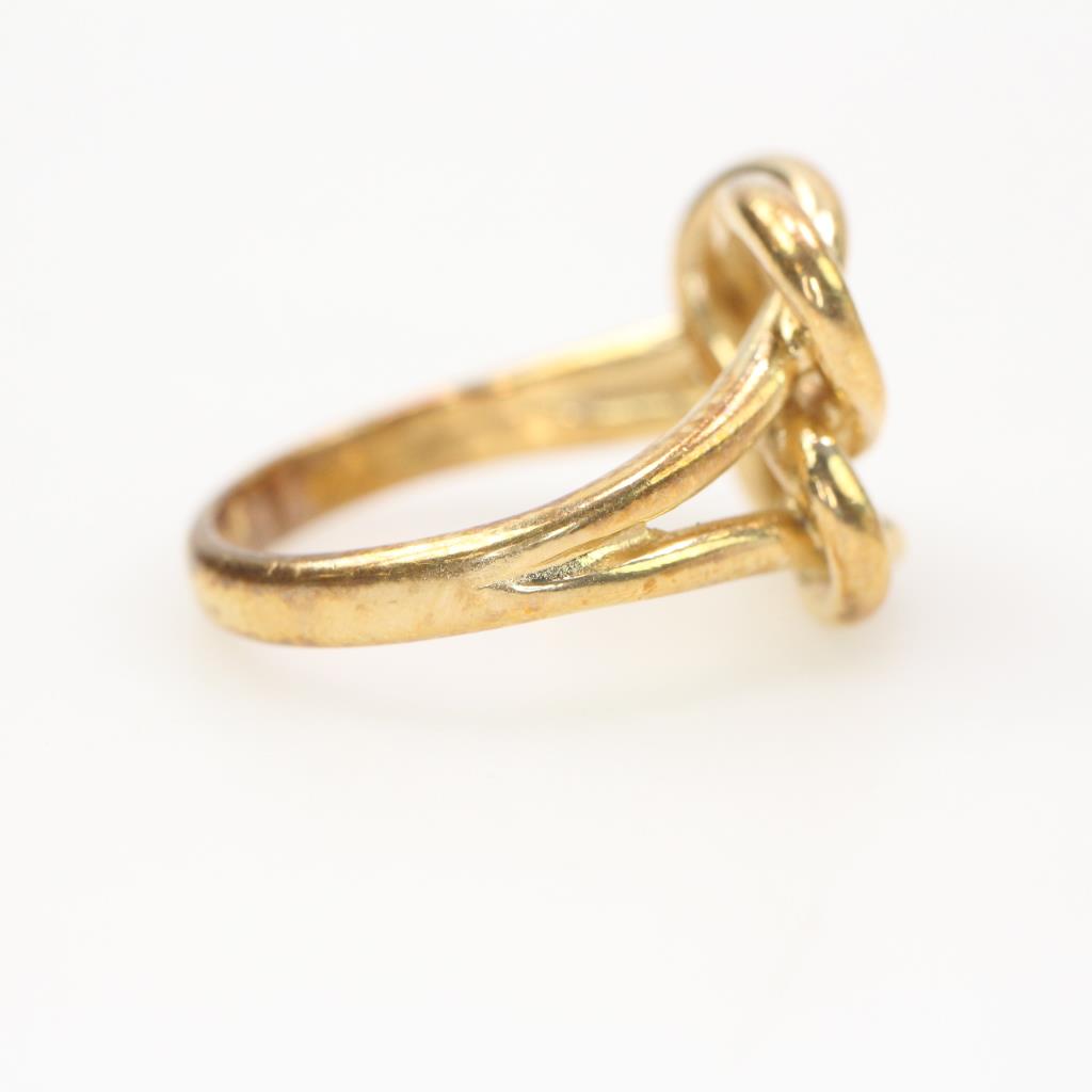 10KT Gold Knotted Ring | Property Room