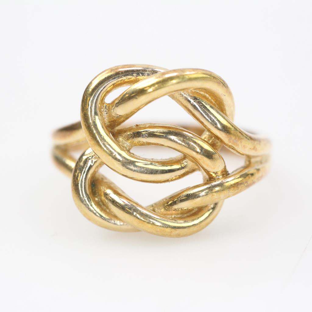 10KT Gold Knotted Ring | Property Room