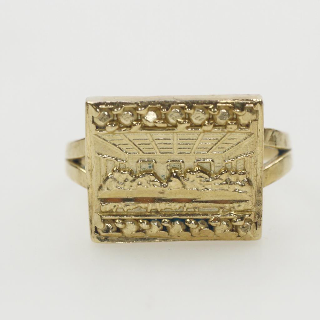 10kt Gold Last Supper Ring | Property Room