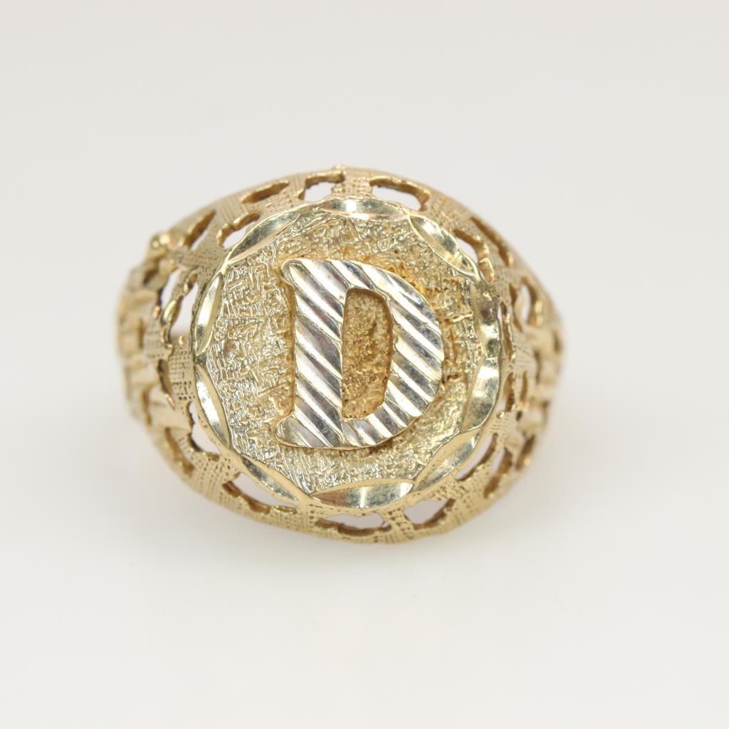 10kt Gold Letter Ring | Property Room
