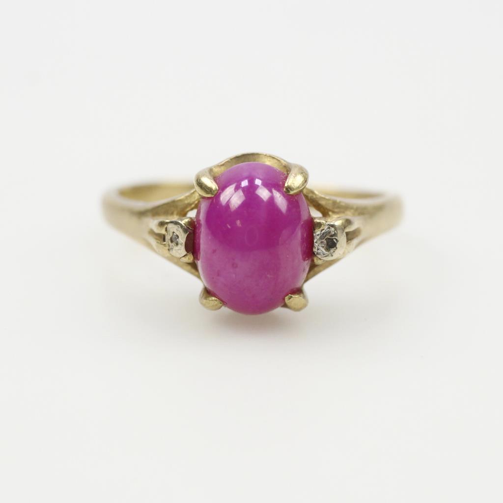 10kt Gold Oval Star Ruby Ring | Property Room