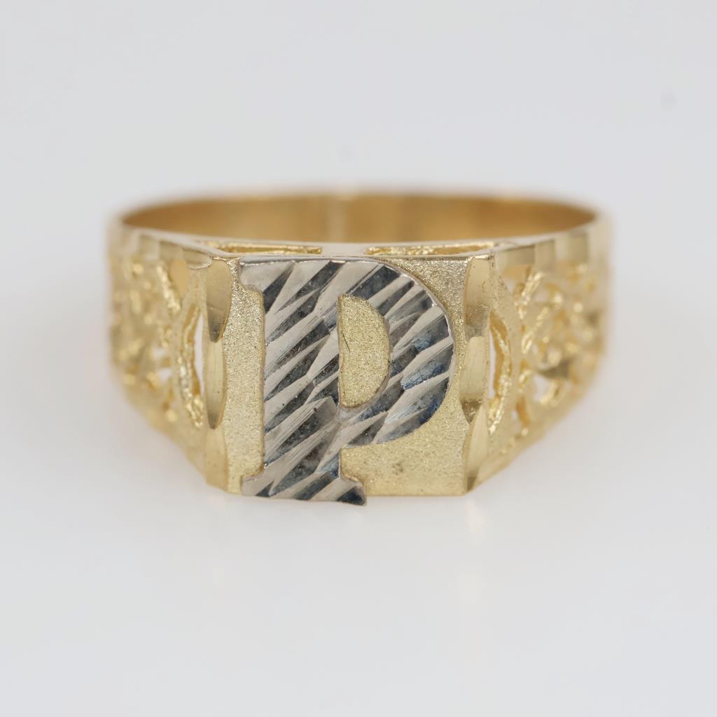 10kt Gold "P" Initial Ring | Property Room