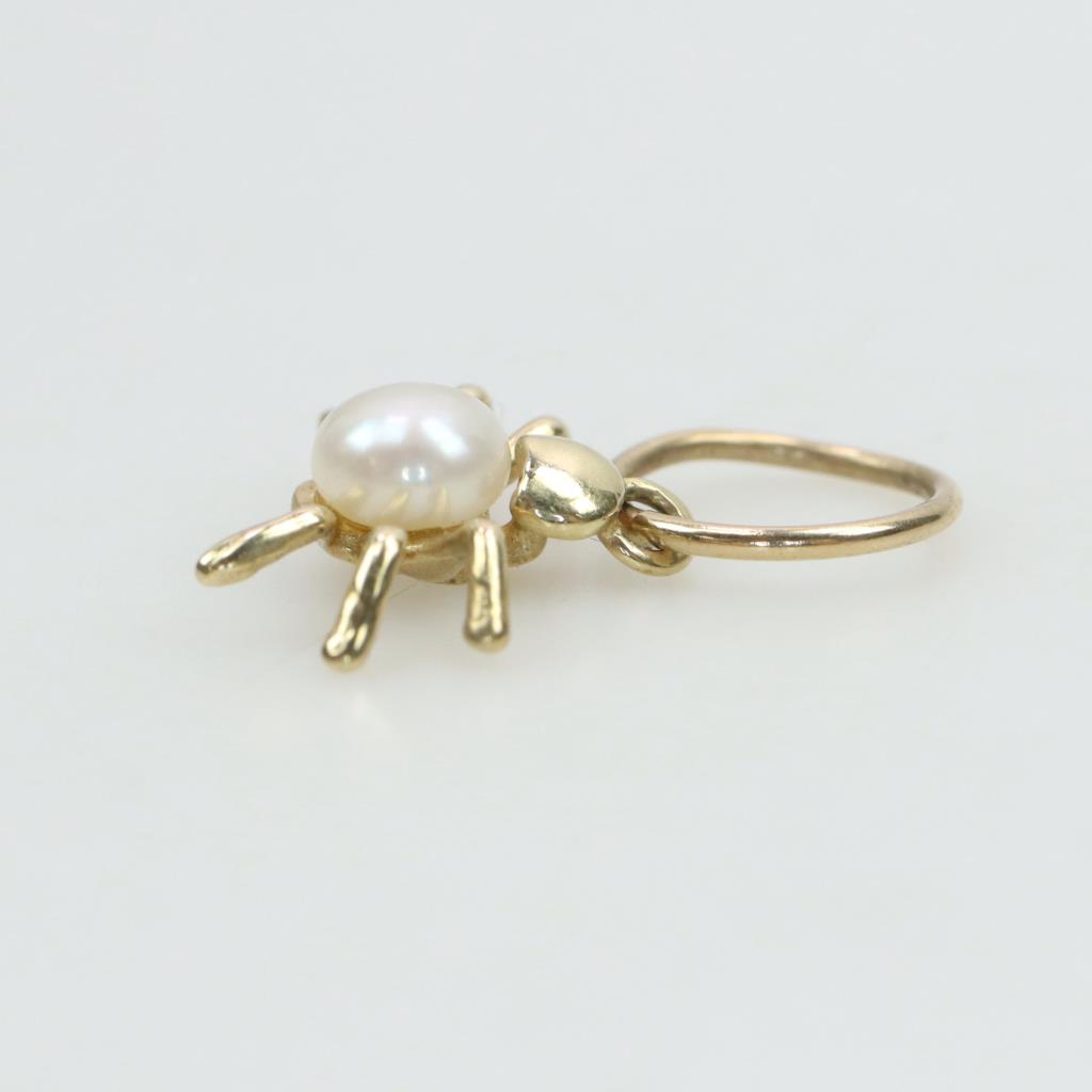 10kt Gold Pearl Bug Pendant | Property Room