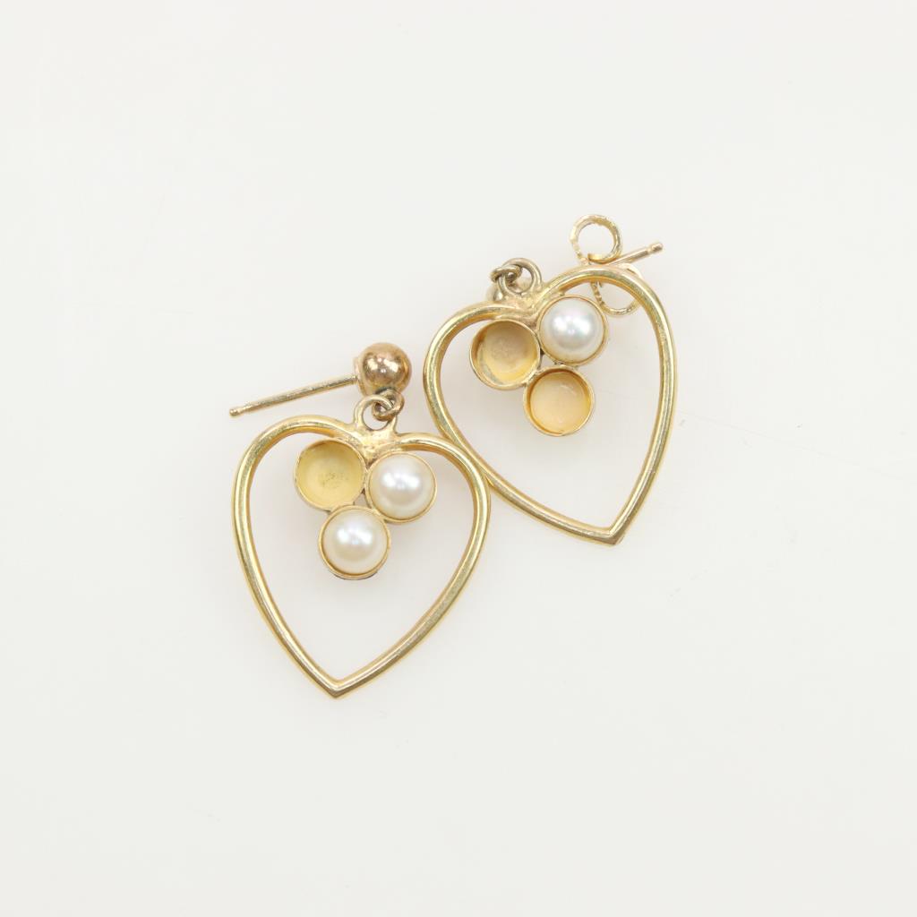 10kt Gold Pearl Heart Earrings | Property Room
