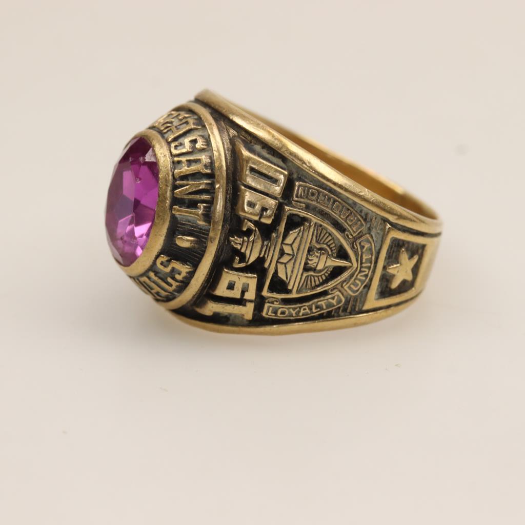10kt Gold Pink Stone Class Ring | Property Room