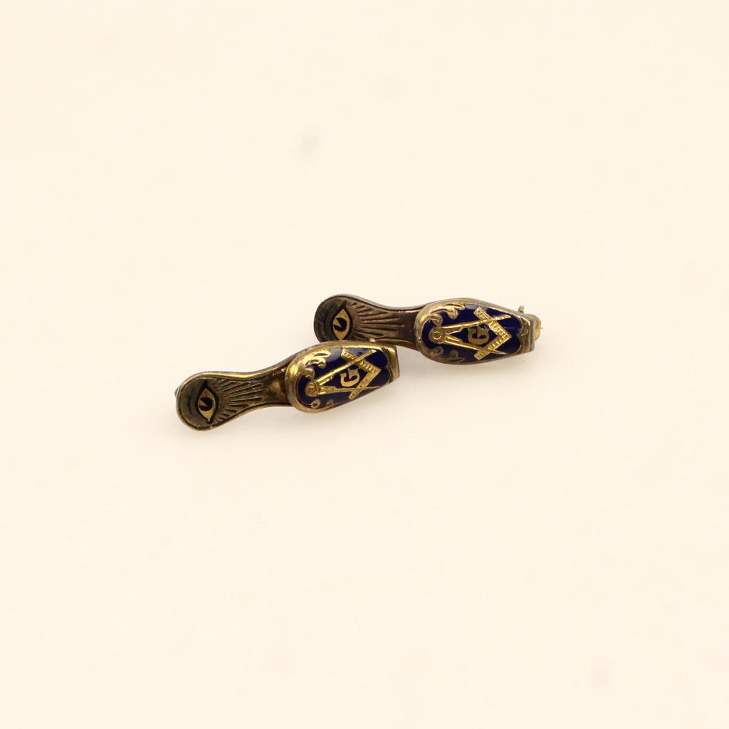 10kt Gold Pins | Property Room