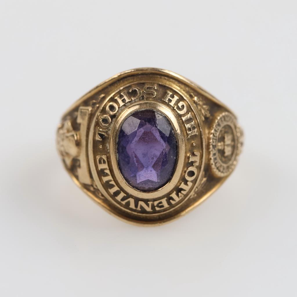 10kt Gold Purple Stone Class Ring | Property Room