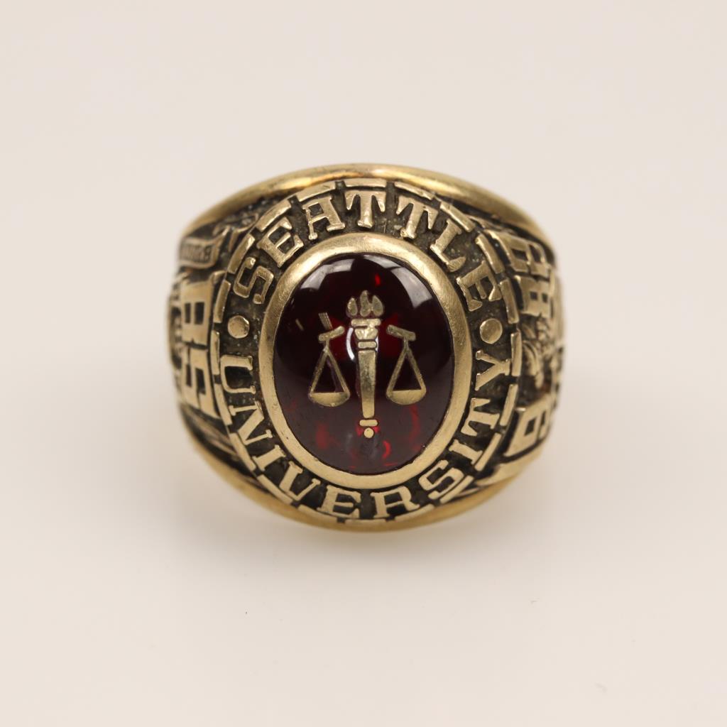 10kt Gold Red Stone Class Ring | Property Room