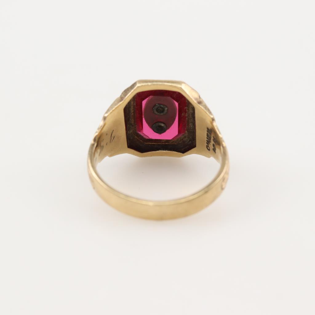 10kt Gold Red Stone Class Ring | Property Room
