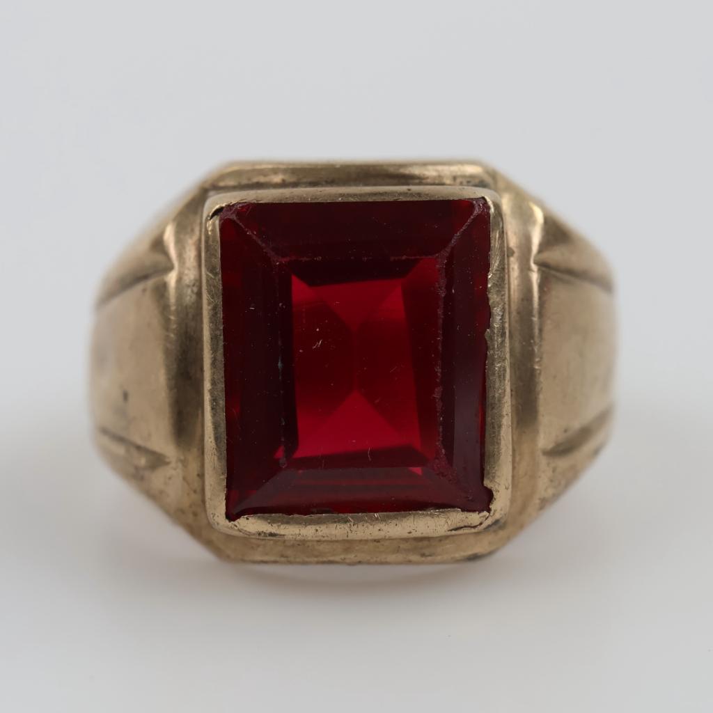 10kt Gold Red Stone Ring | Property Room