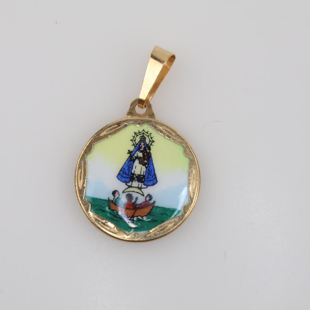 10kt Gold Religious Circle Pendant | Property Room