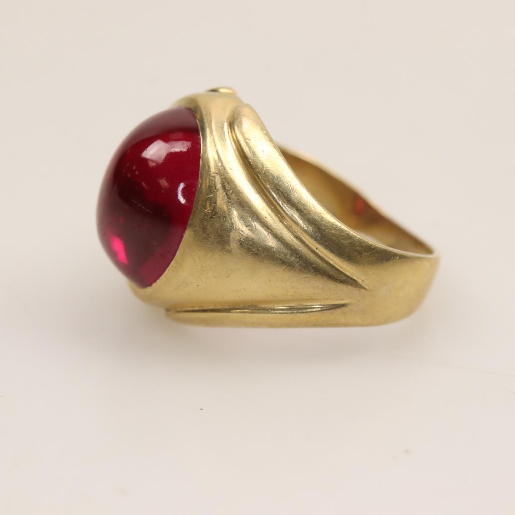 10kt Gold Ruby Dome Signet Ring | Property Room