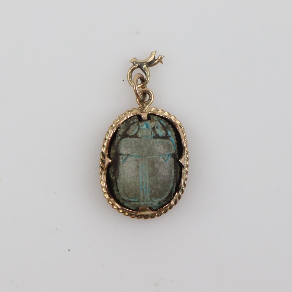 10kt Gold Scarab Pendant | Property Room