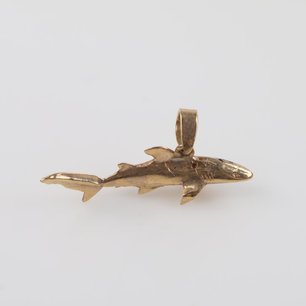 10kt Gold Shark Pendant | Property Room