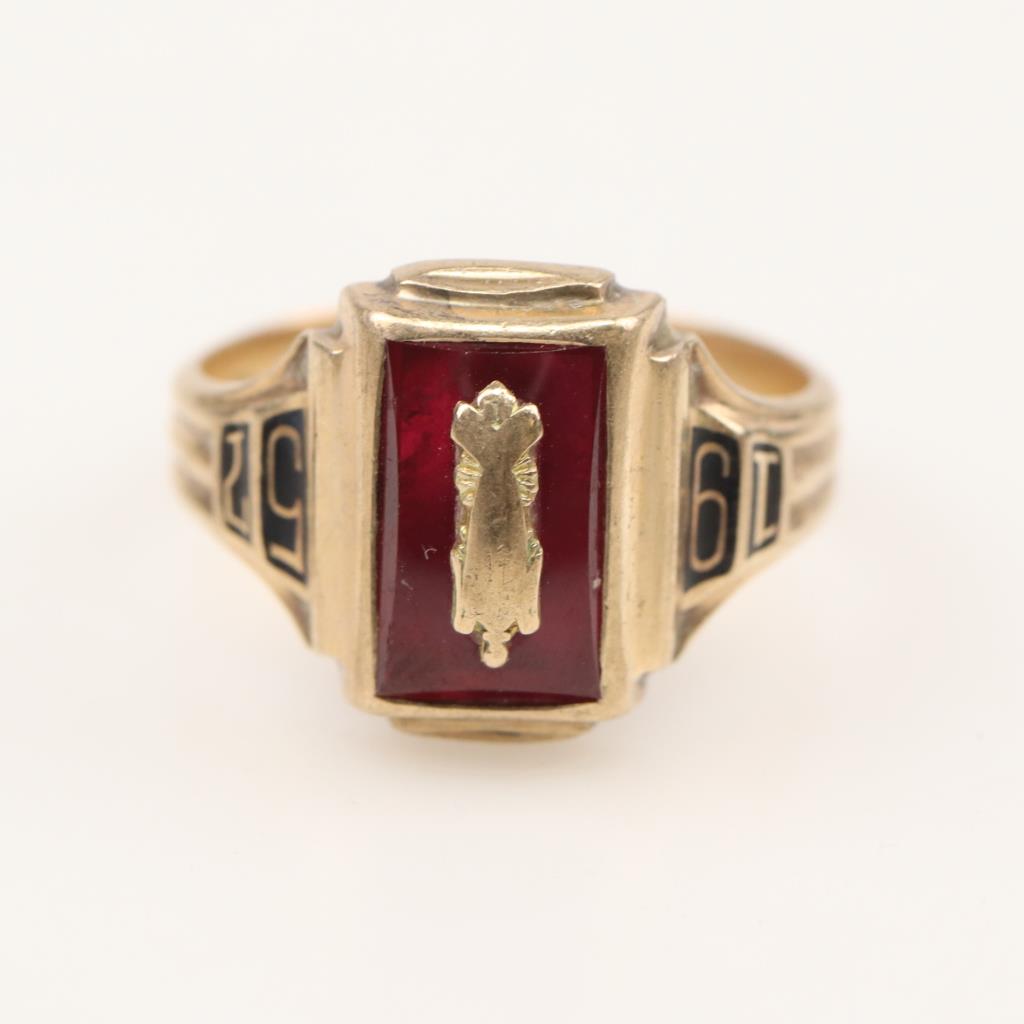 10kt Gold Synthetic Spinel Class Ring | Property Room