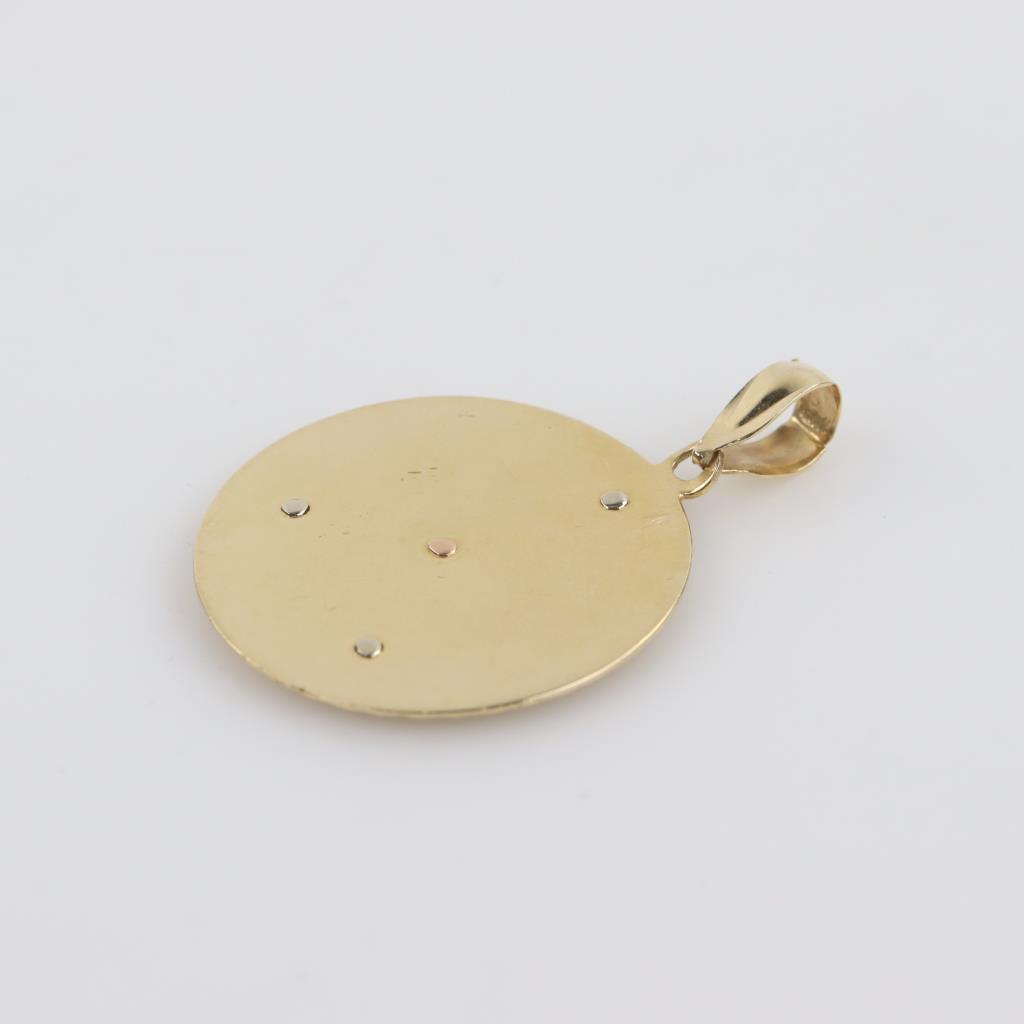 10kt Gold Tri Color Round Pendant | Property Room