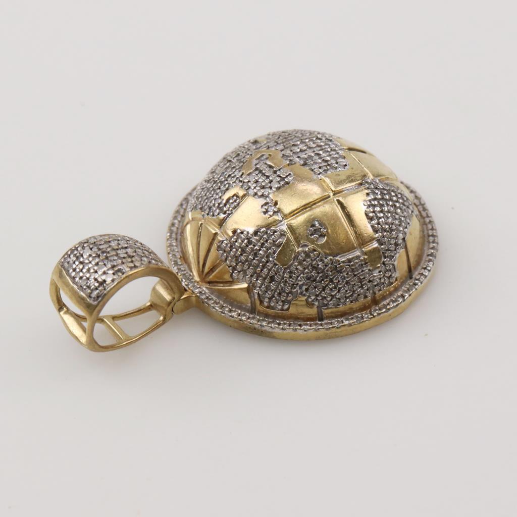 10kt Gold Two-tone Diamond Globe Pendant | Property Room