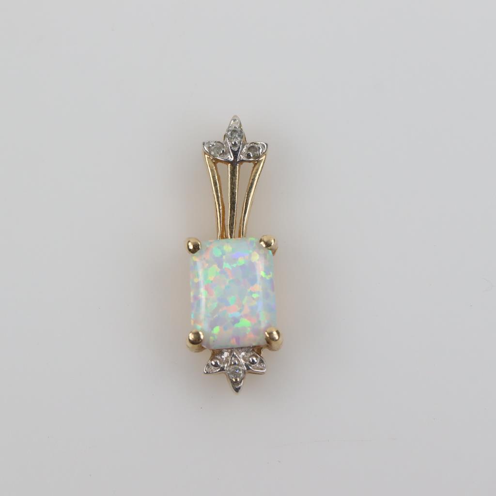 10kt Gold Two-tone Iridescent Stone Diamond Pendant | Property Room