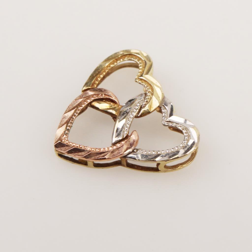 10kt Tri-Color Gold Heart Pendant | Property Room