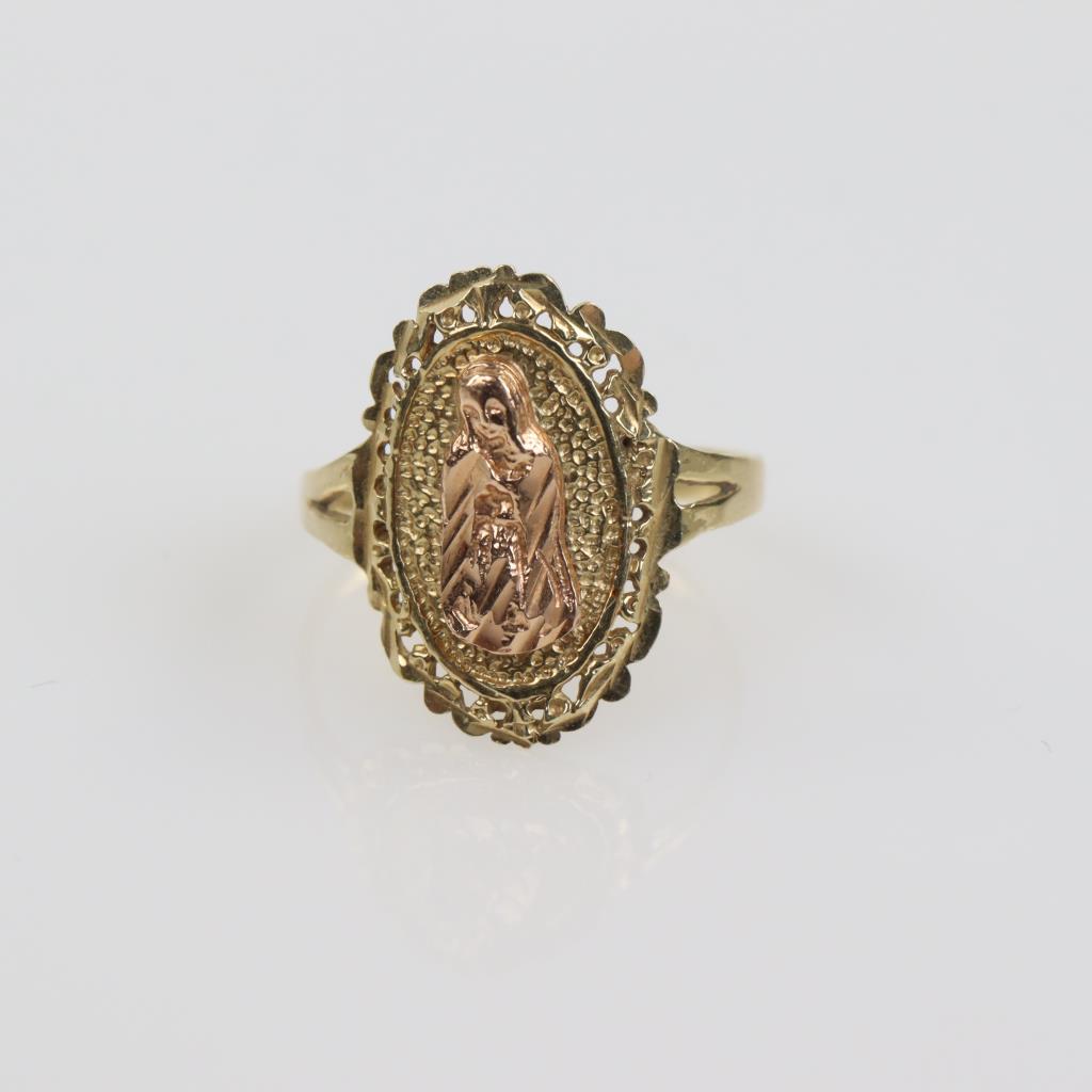 10kt Tri-Color Gold Religious Ring | Property Room