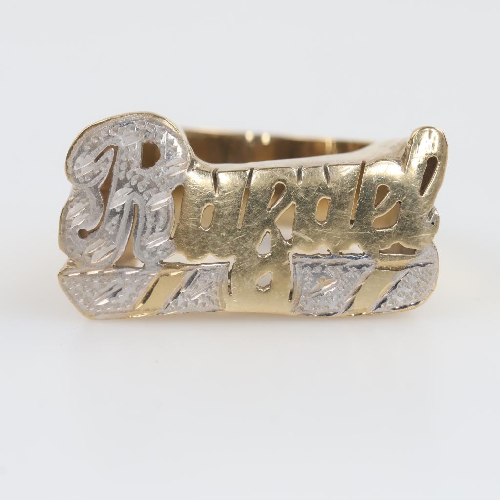 10kt Two-Tone Gold Name Ring | Property Room
