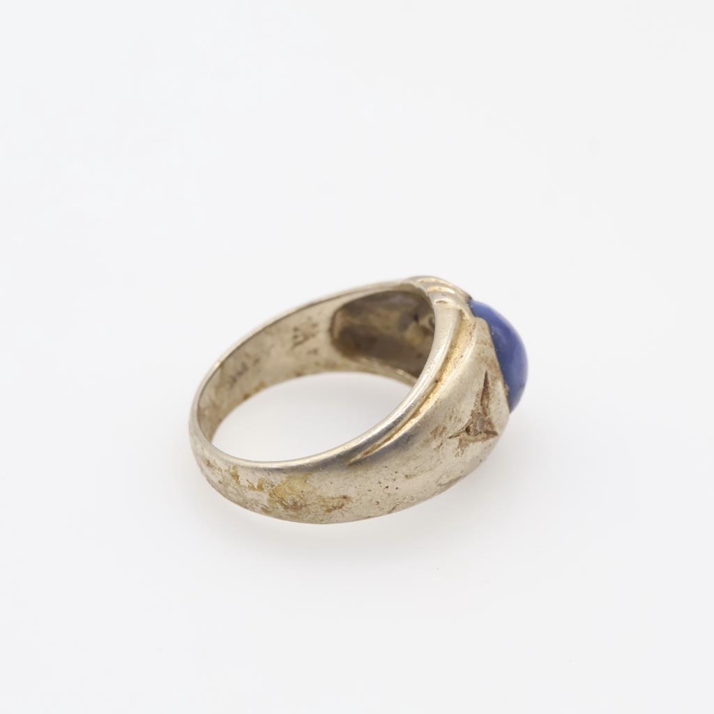 10kt White Gold Blue Stone Diamond Accent Ring | Property Room