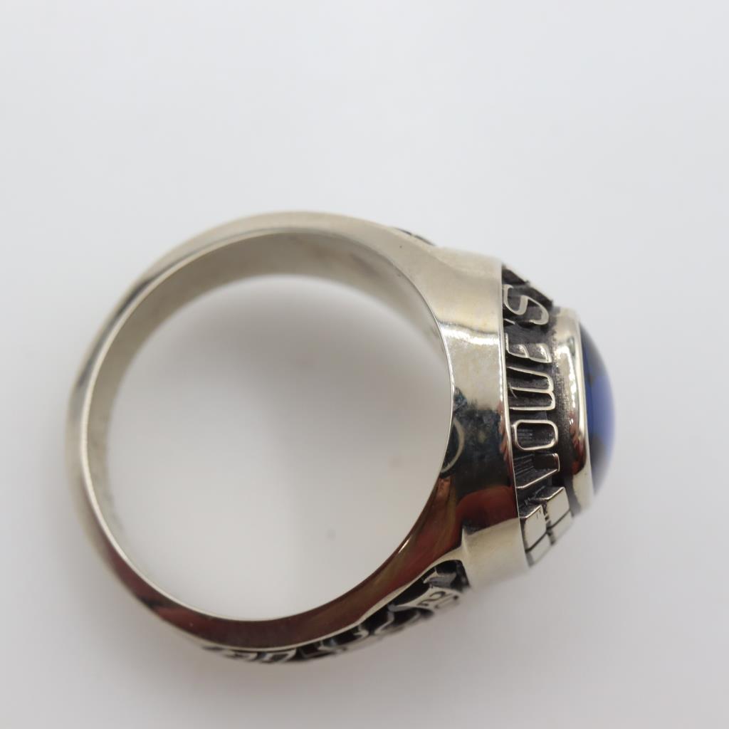 10kt White Gold Blue Stone Lowe's Super Team Sales Ring | Property Room