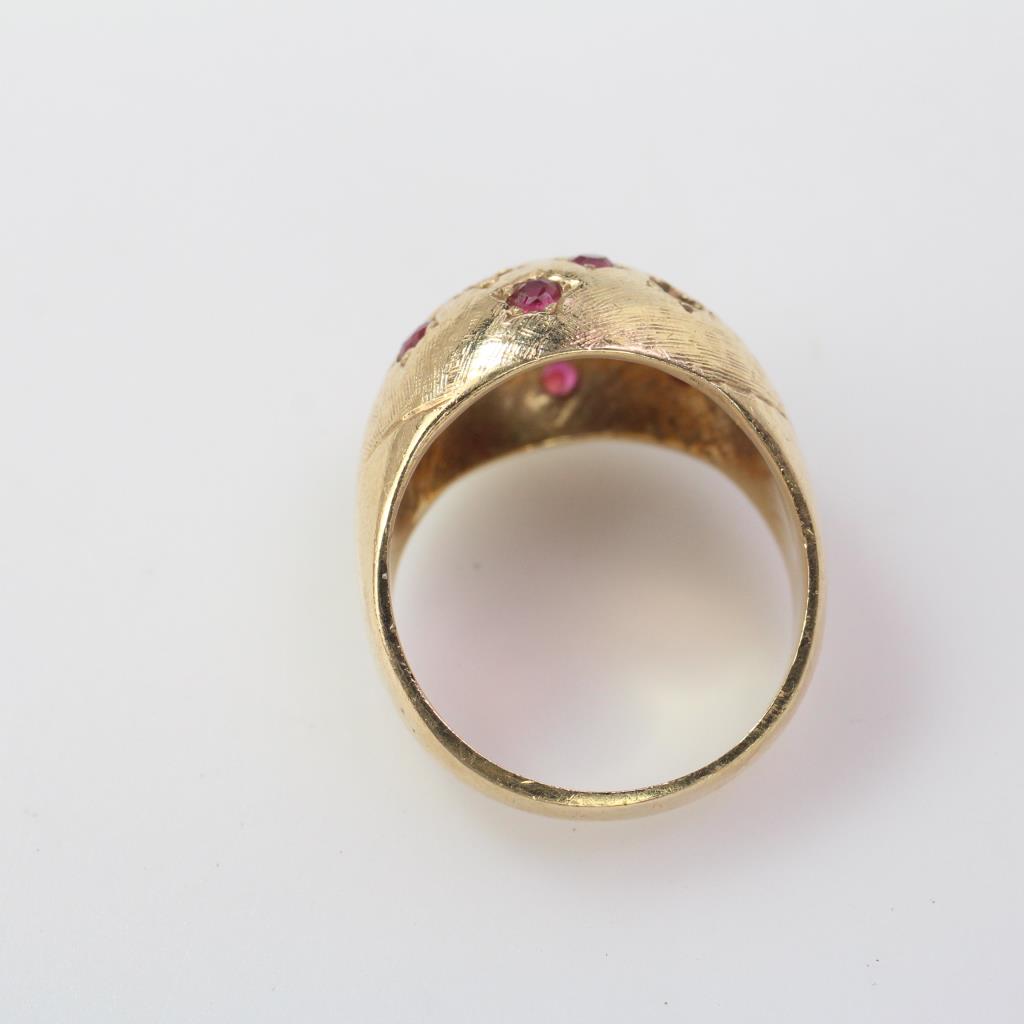 12k Gold 6 47g Ring With Red Stones Property Room 12k Gold 6 47g Ring With Red Stones Property Room