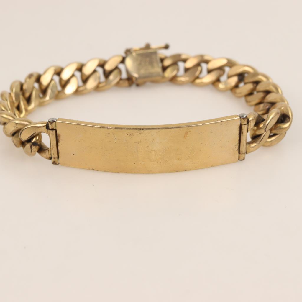 12kt Gold-filled Name Plate Bracelet | Property Room