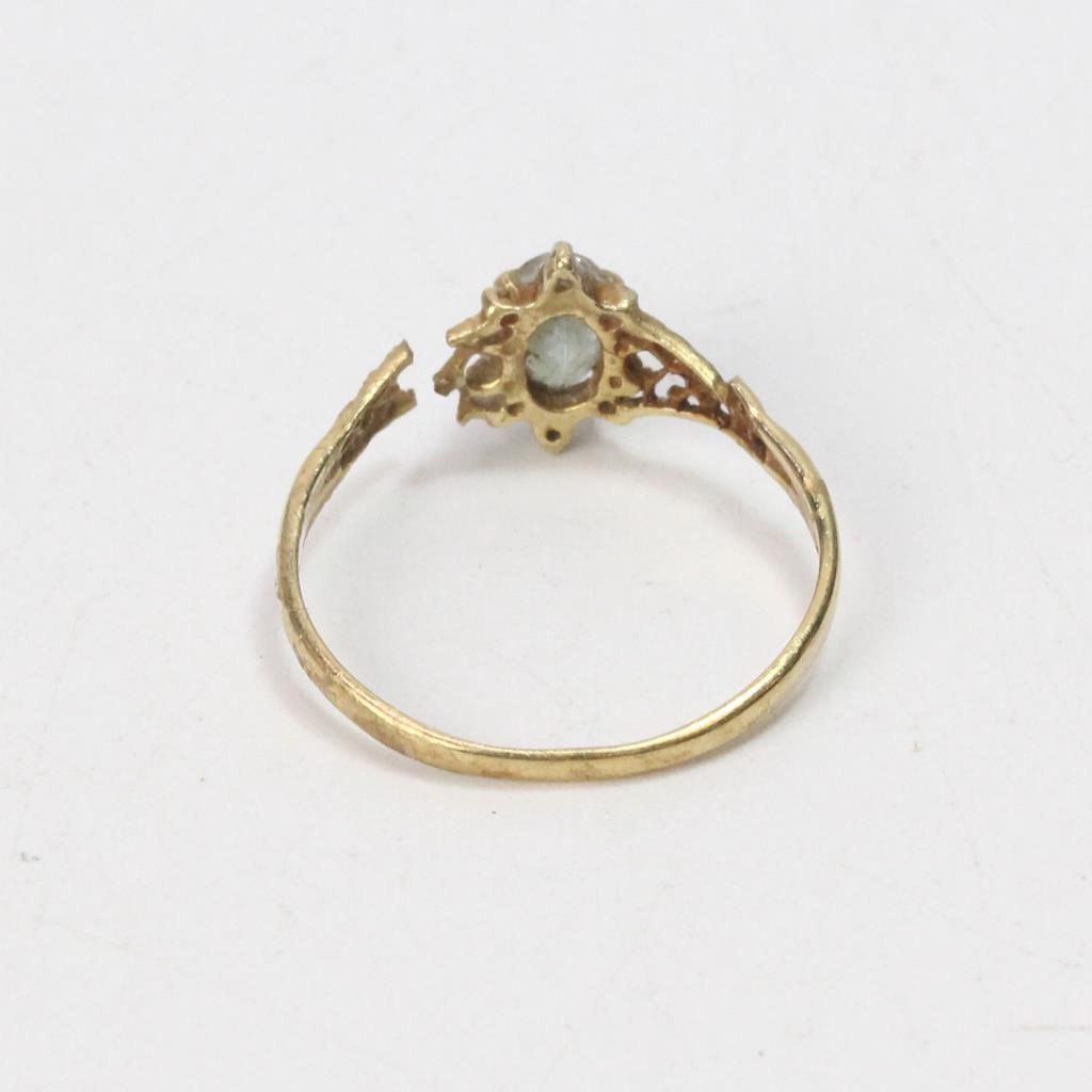 13k Gold 1.30g Ring Iridescent Stone | Property Room