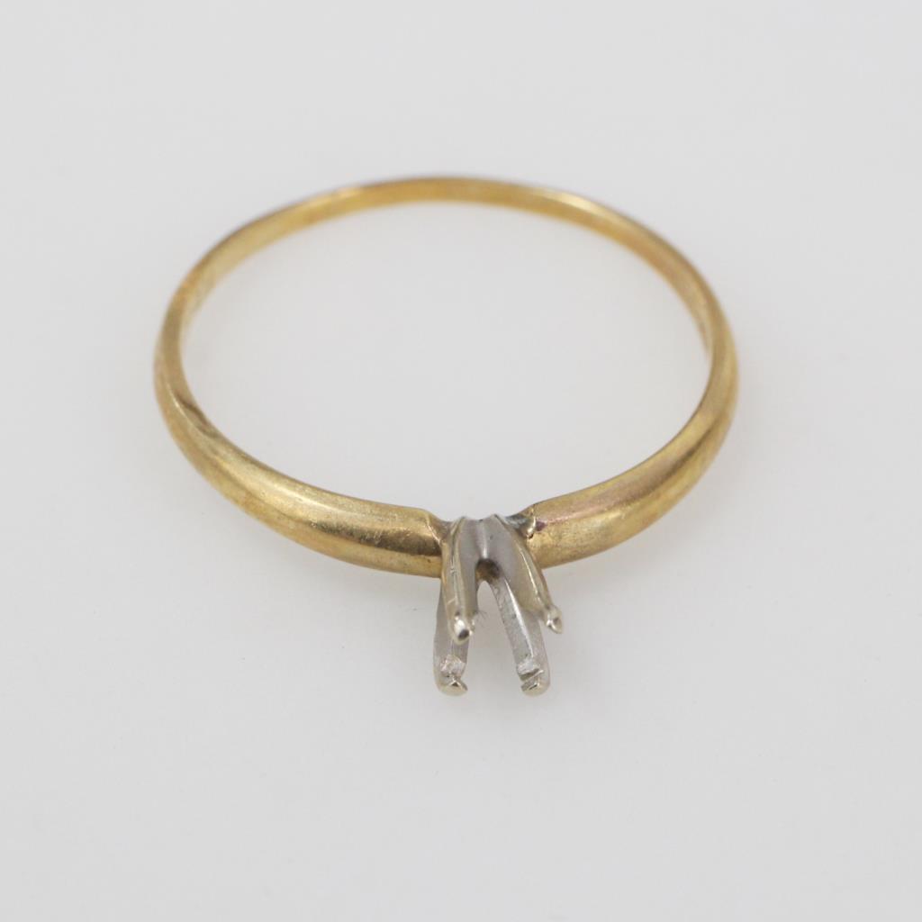13k Gold 1.5g Ring | Property Room