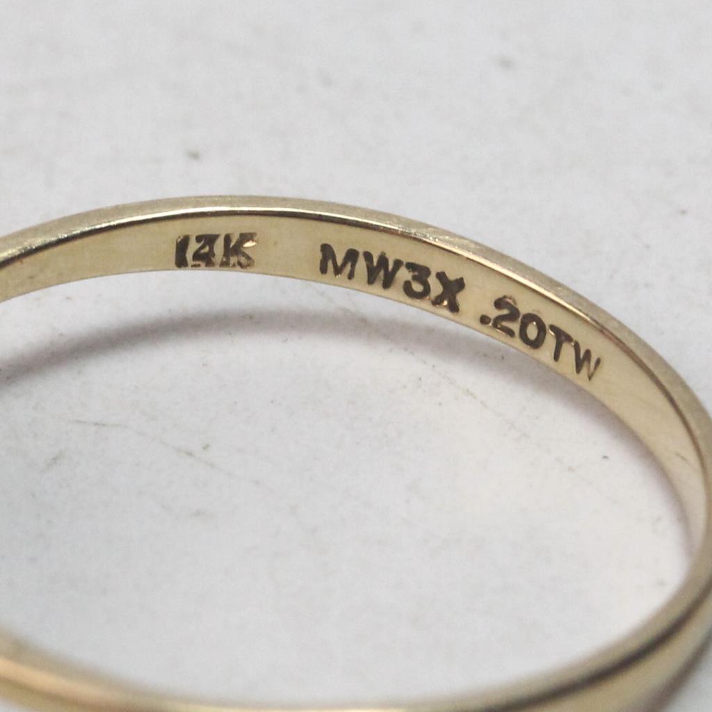 13k Gold 1.88g Diamond Ring | Property Room