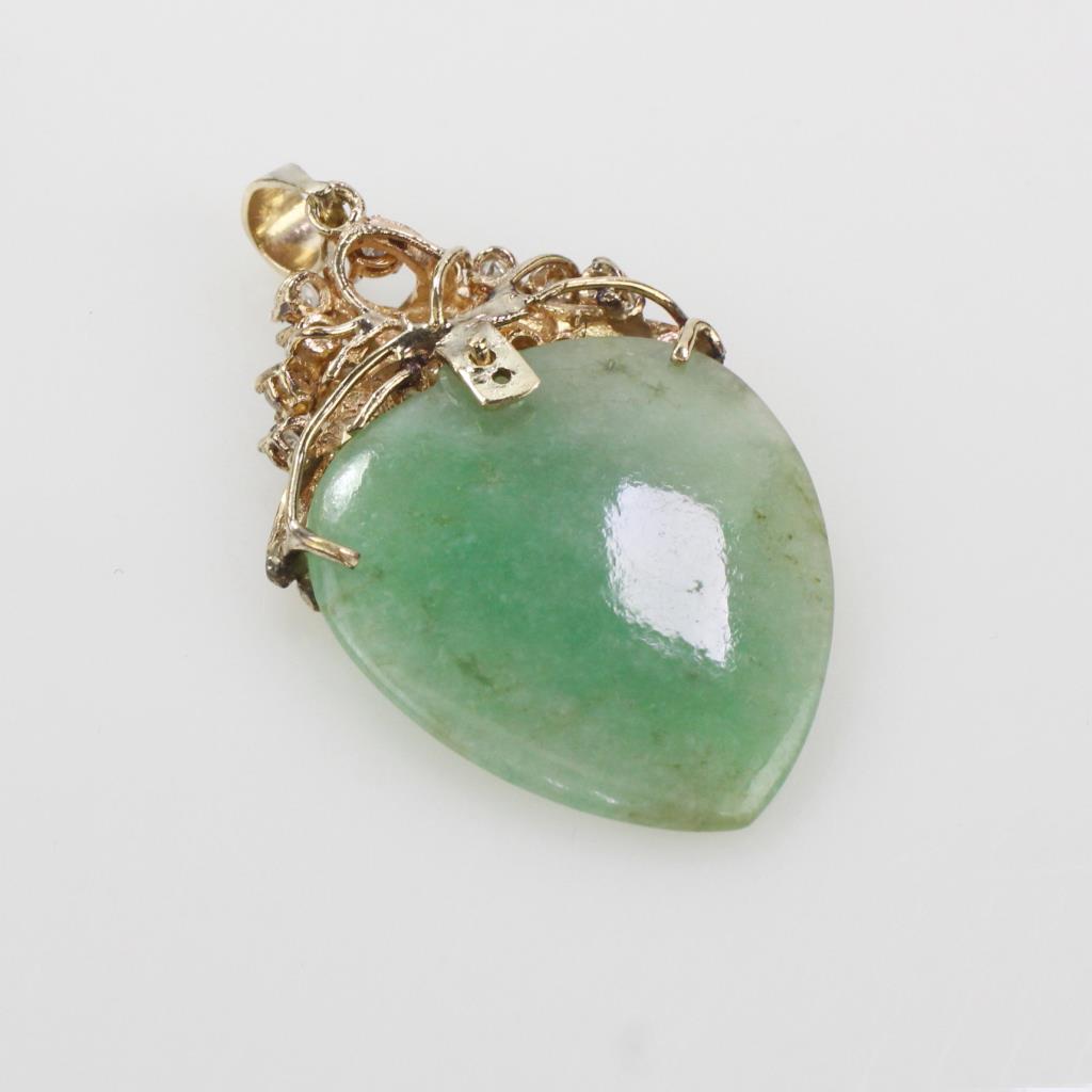 14k Gold 1.02ct TW Diamond Heart Shaped Jadeite Pendant | Property Room