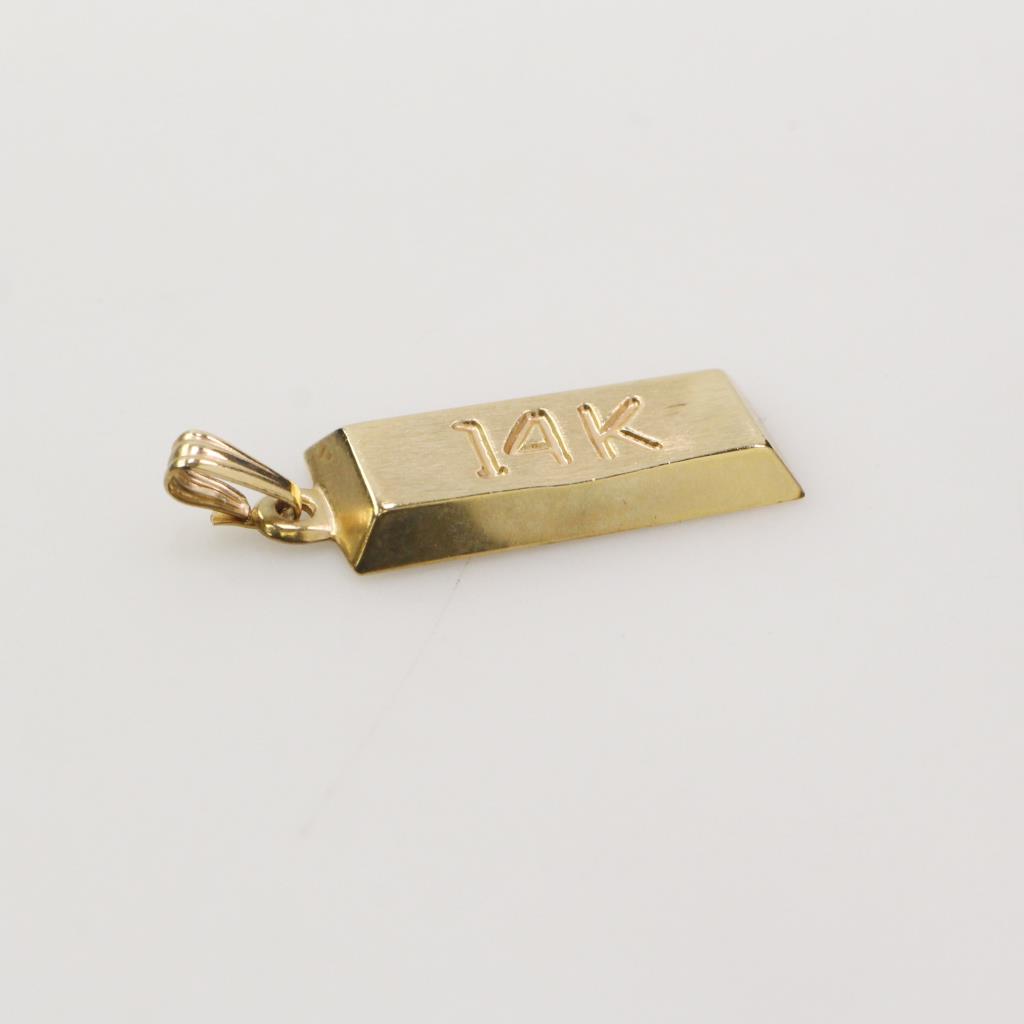 14k Gold Block Pendant | Property Room