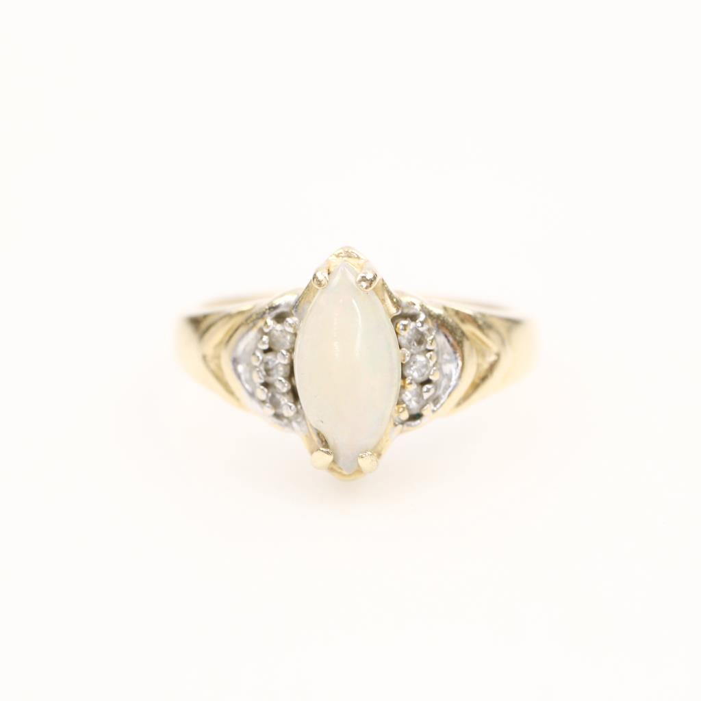 14k Gold Iridescent Stone Diamond Ring | Property Room
