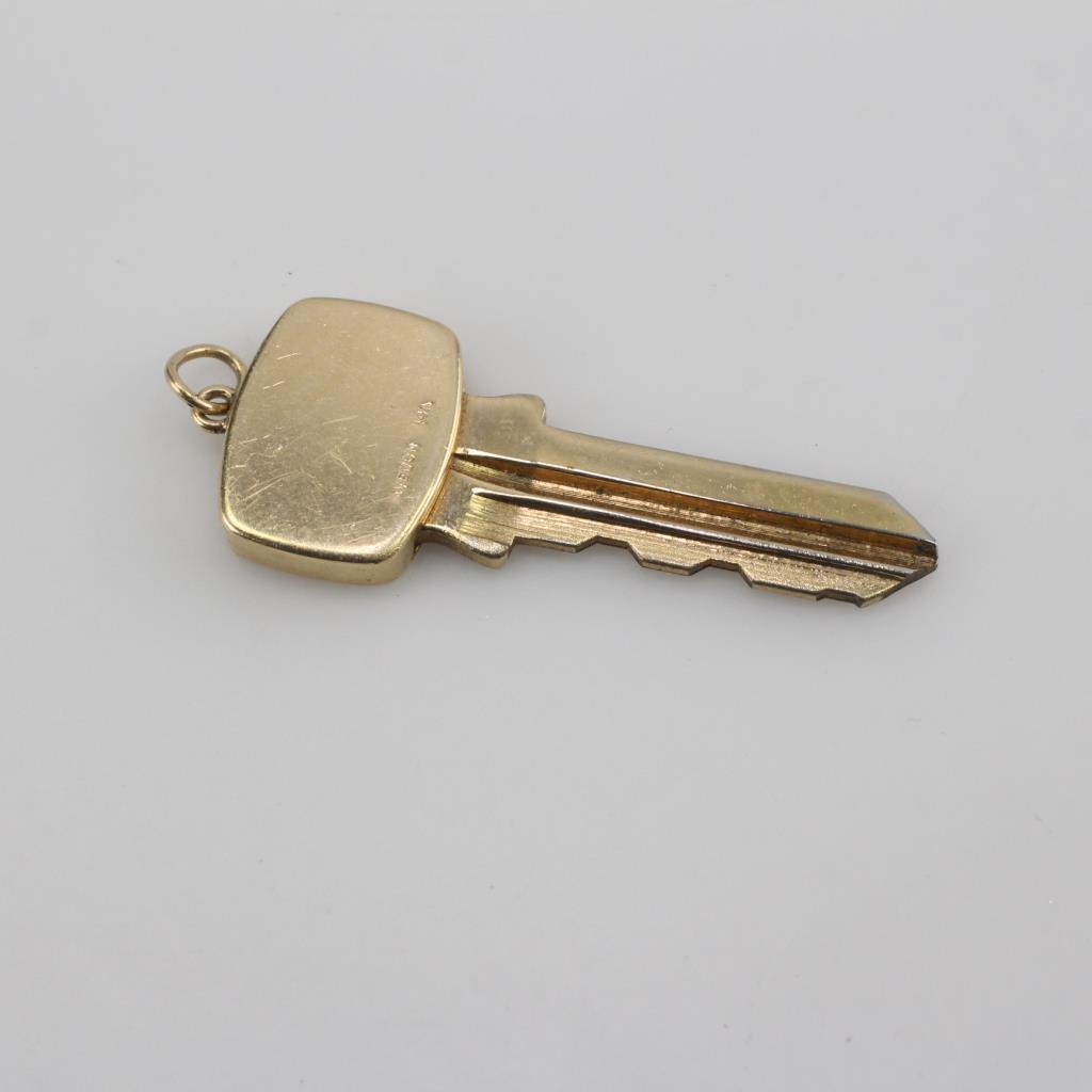 14k Gold Key Pendant | Property Room