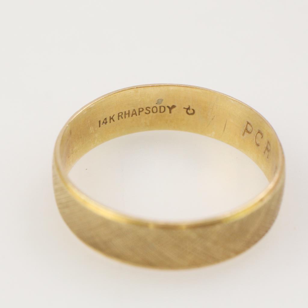 14k Gold Texture Ring Band | Property Room
