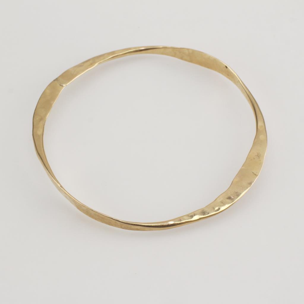 14k Gold Twisted Bangle Bracelet | Property Room