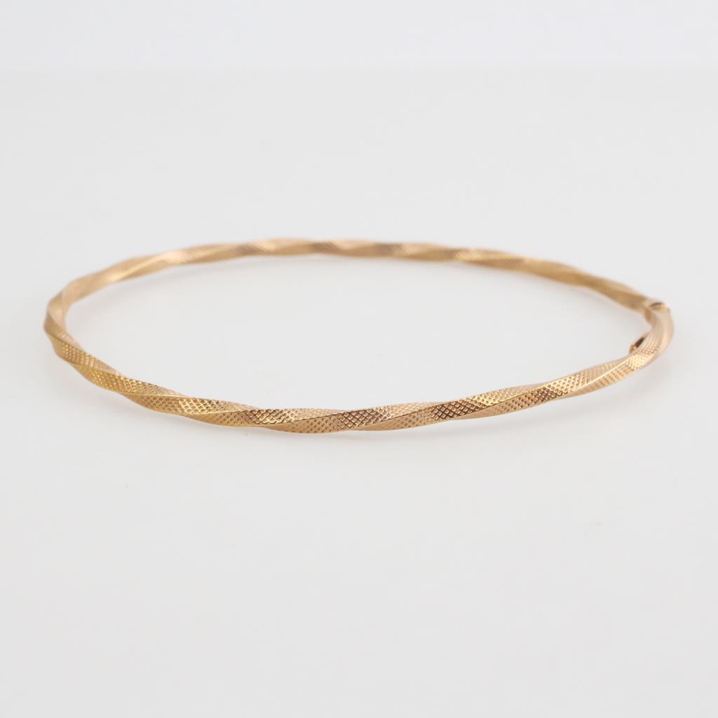 14k Rose Gold Twisted Bangle Bracelet | Property Room